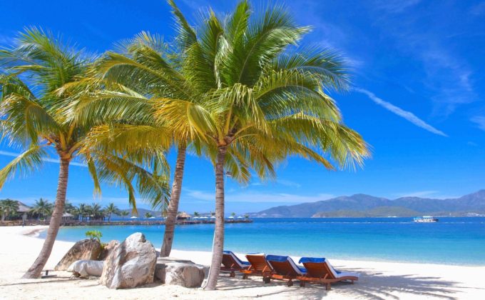 My Dad and Stepmom Took Their Daughter on Vacation Without Me — I Made ...